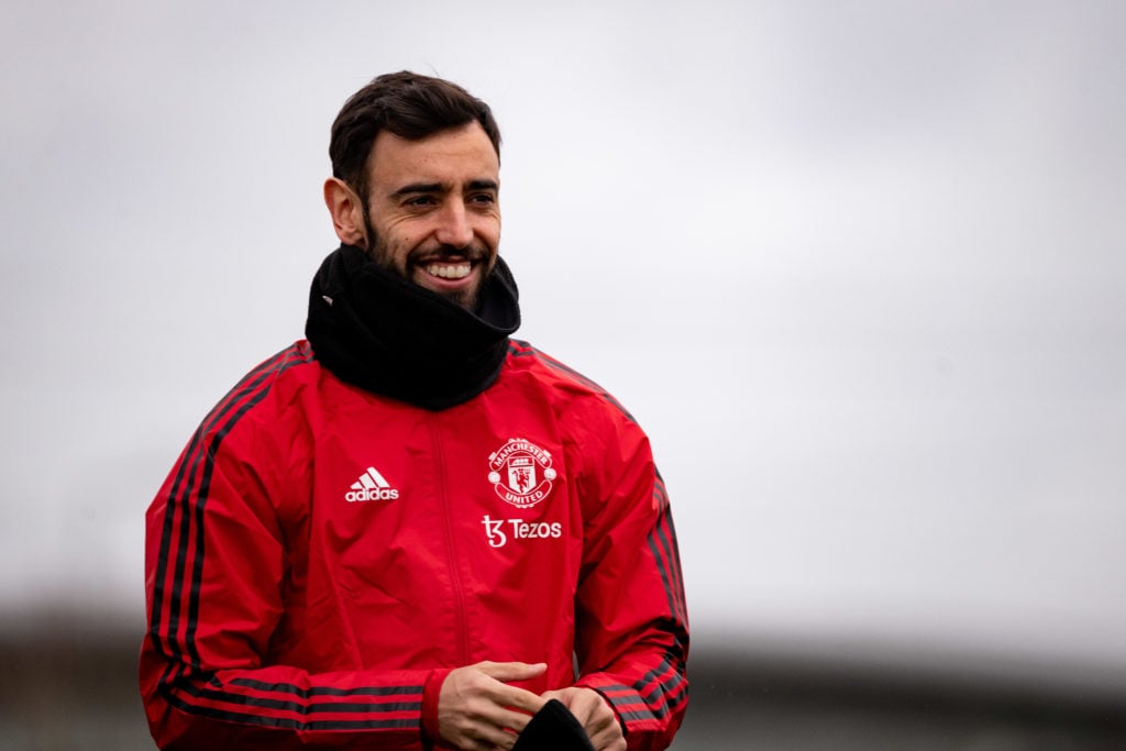 Fernandes pictured with defensive partnership United fans want to see