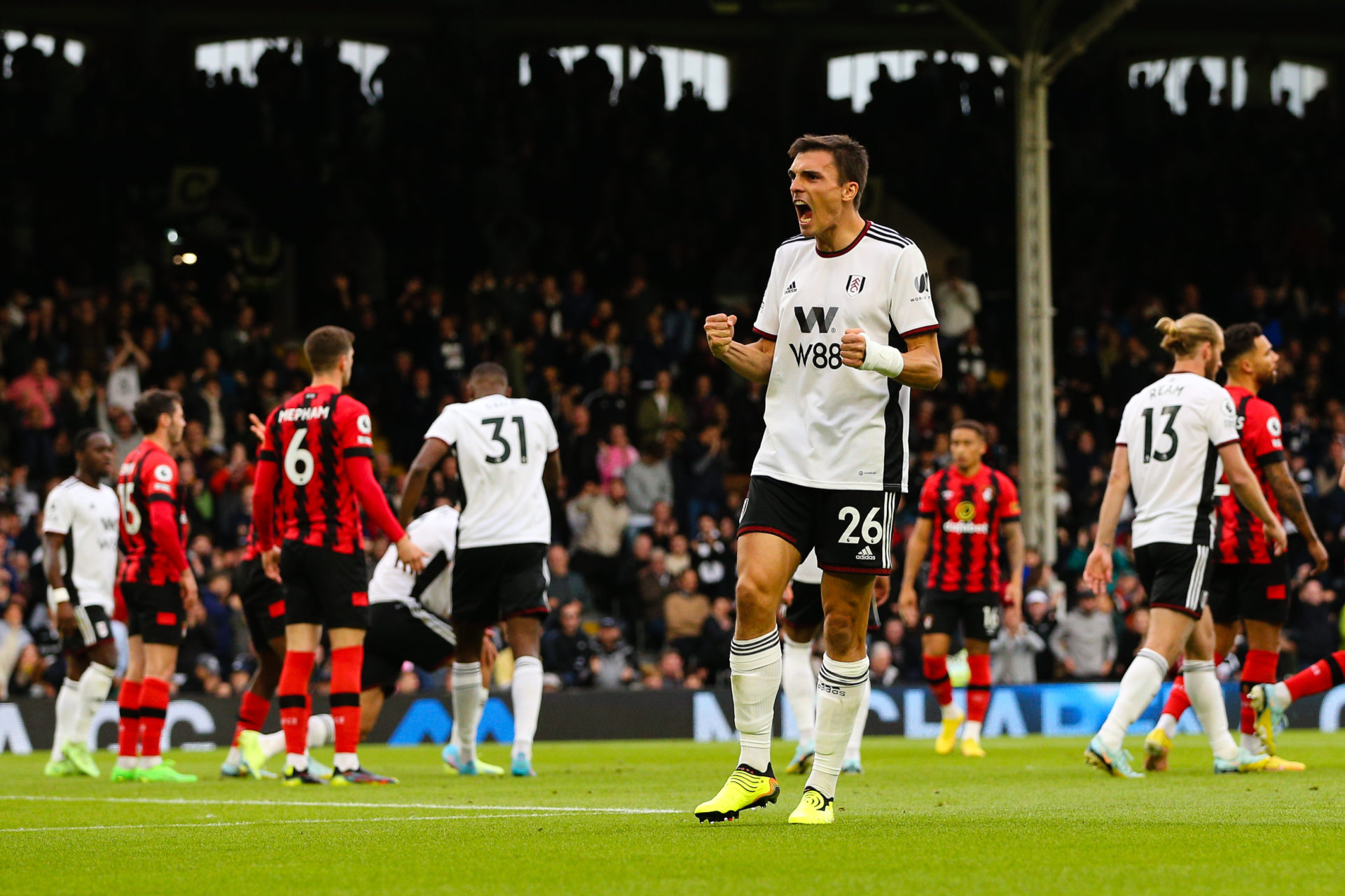 Fulham player hails 'amazing' Ronaldo before potentially facing him