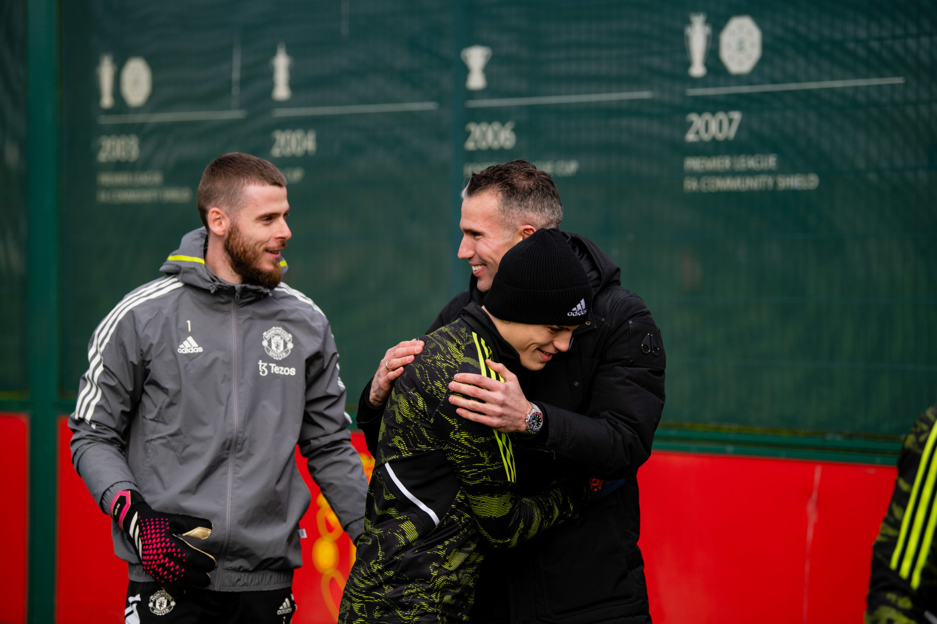 Alejandro Garnacho shows off new haircut as Antony returns to training