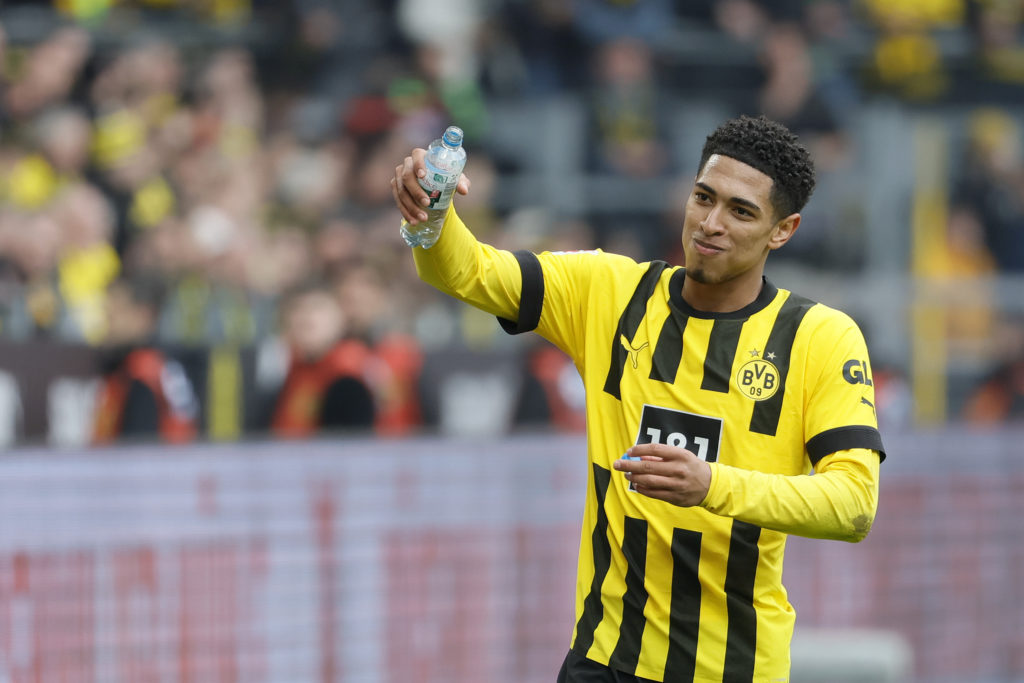 Door open for Manchester United as Liverpool give up on signing Jude ...