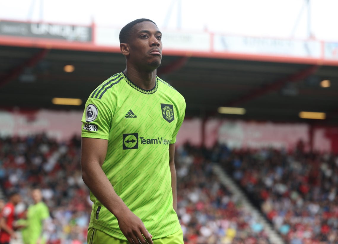 Annoyed Manchester United star simply has to accept his situation and ...