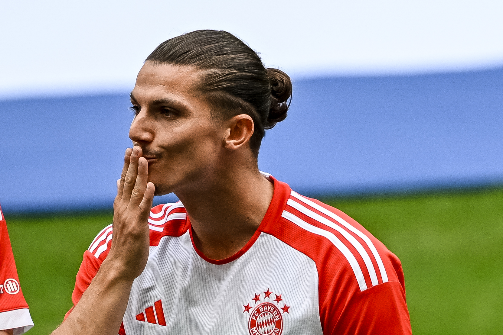 Manchester United could be set for unexpected reunion with £16.3m ...
