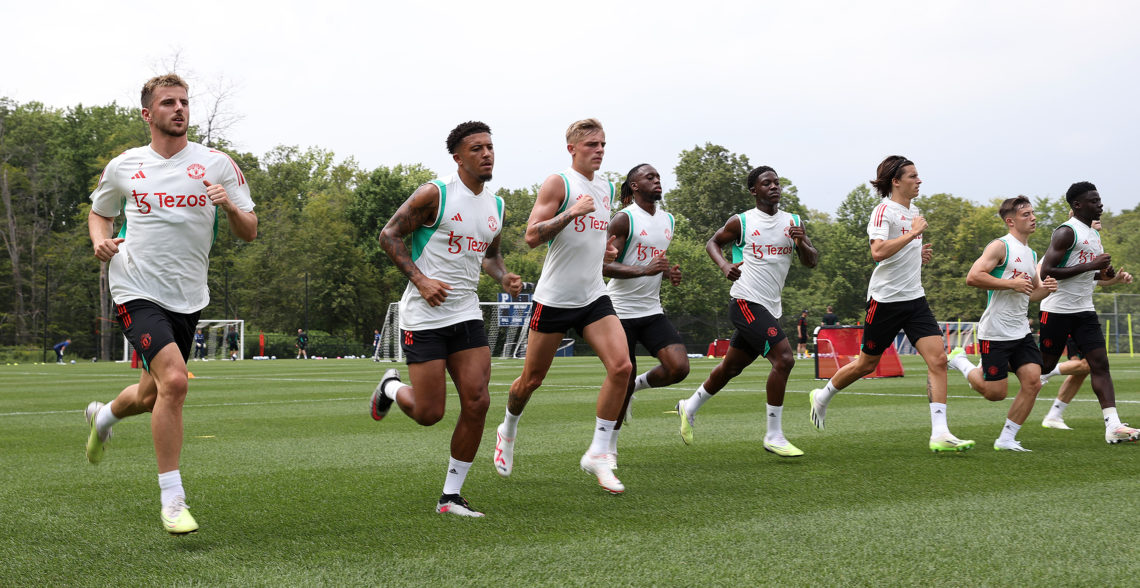 Manchester United man agrees five-year deal at new club with exit ...