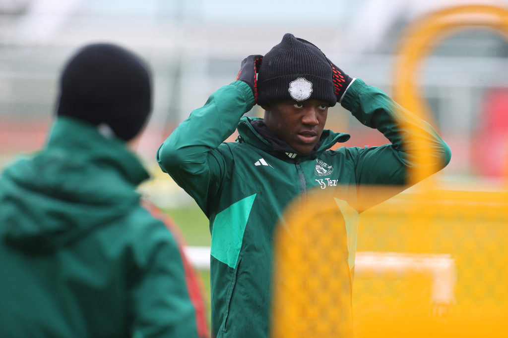 ‘Standards’… Paul Scholes blasts Kobbie Mainoo and Alejandro Garnacho ...
