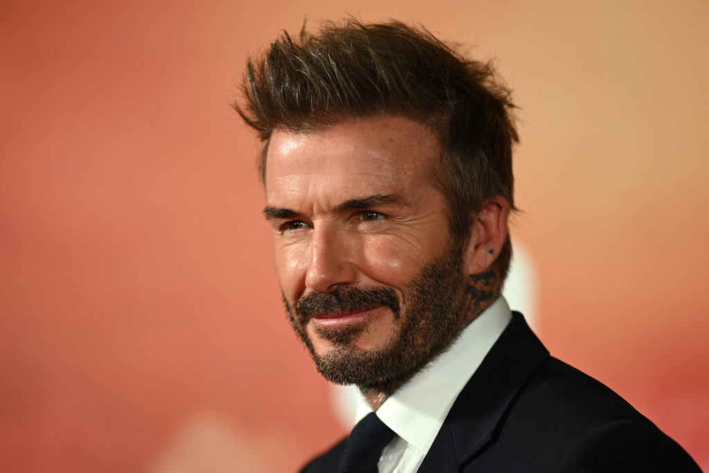 David Beckham sets record straight on 'difficult times' under Sir Alex ...