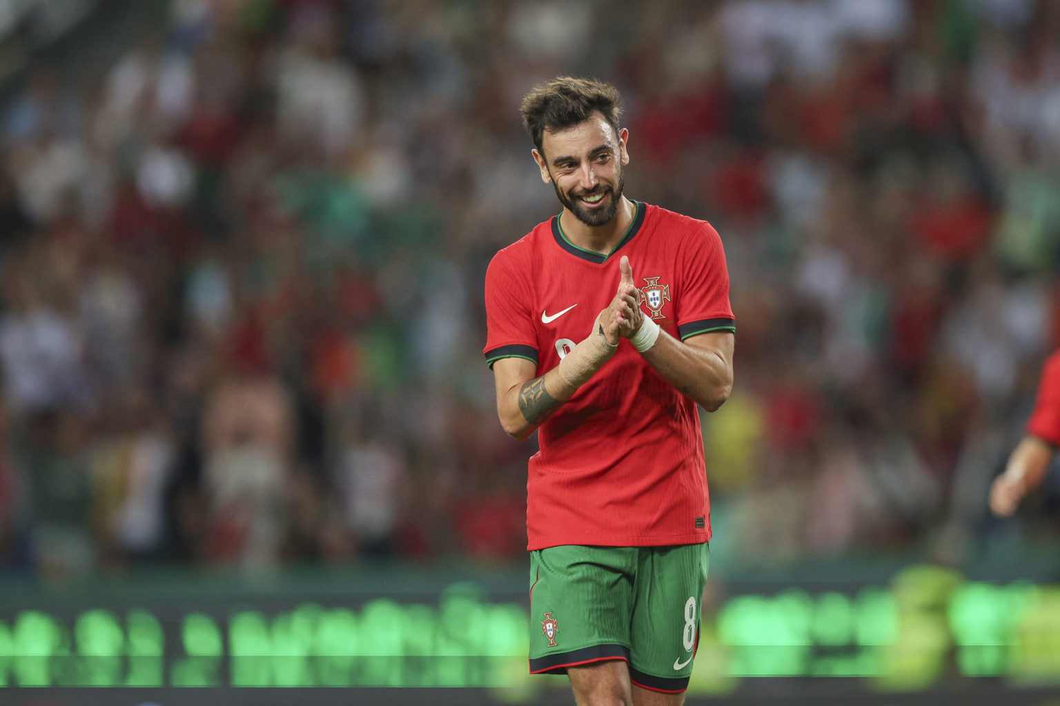'Electric player'... Bruno Fernandes picks out Portugal youngster who ...