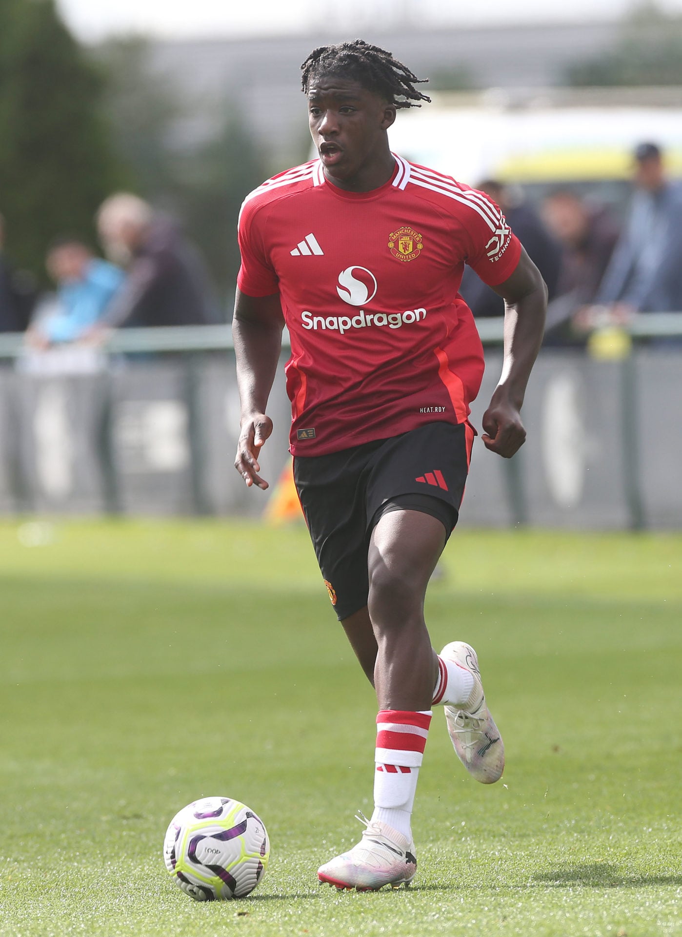 Man Utd fans dazzled by Godwill Kukonki performance for U18s