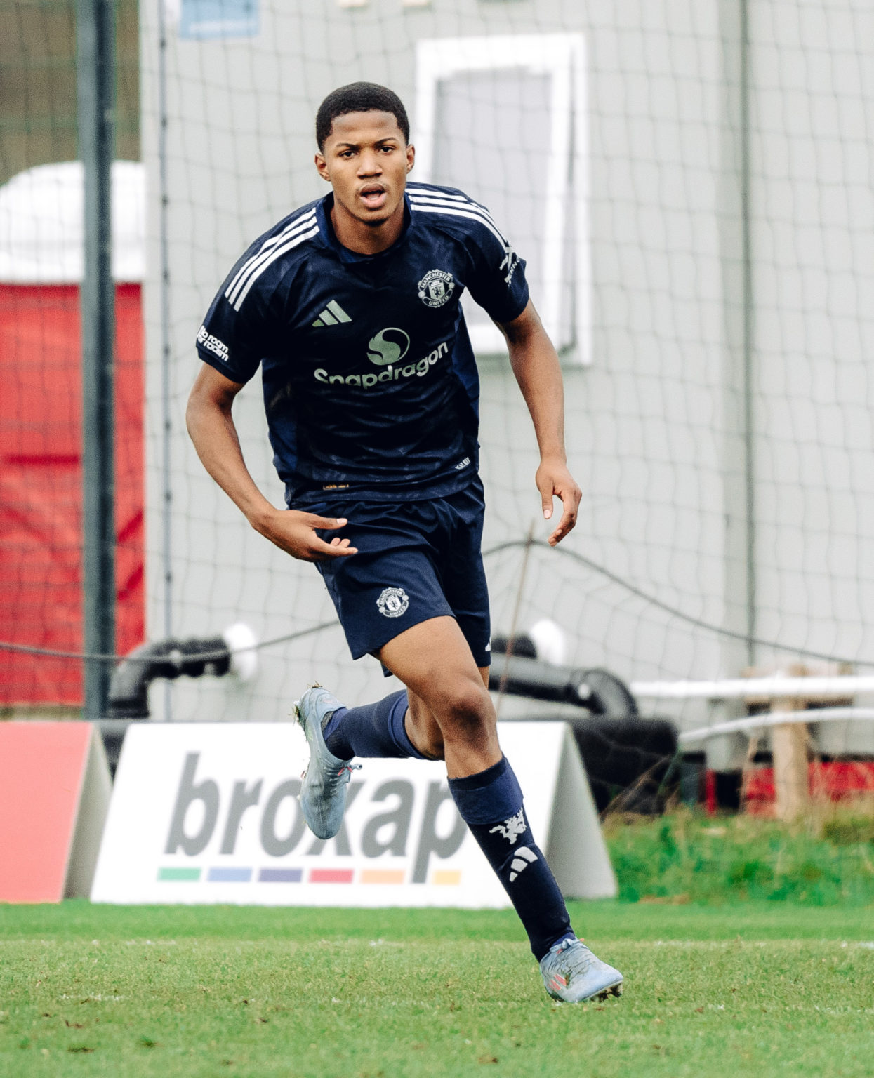 Chido Obi-Martin breaks U18 Premier League record at Man Utd, Shea ...