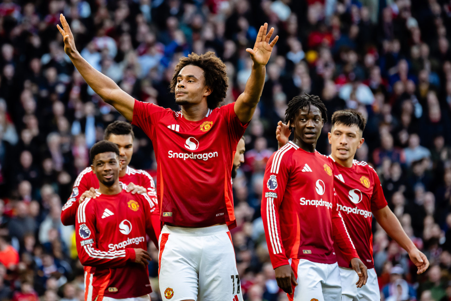 Joshua Zirkzee names his football idol, Manchester United ace has been ...