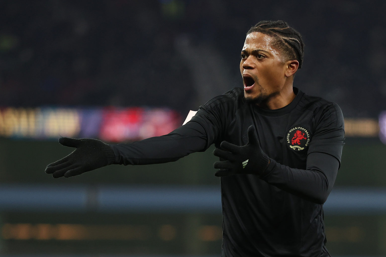 Leon Bailey to Man Utd update emerges as Fabrizio Romano issues 'here ...