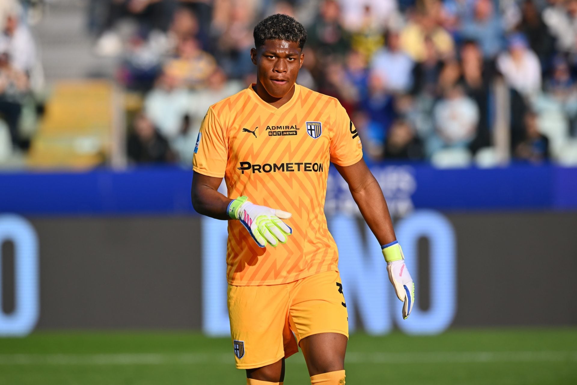 Who is Man Utd target Zion Suzuki? Age, position, stats, current contract