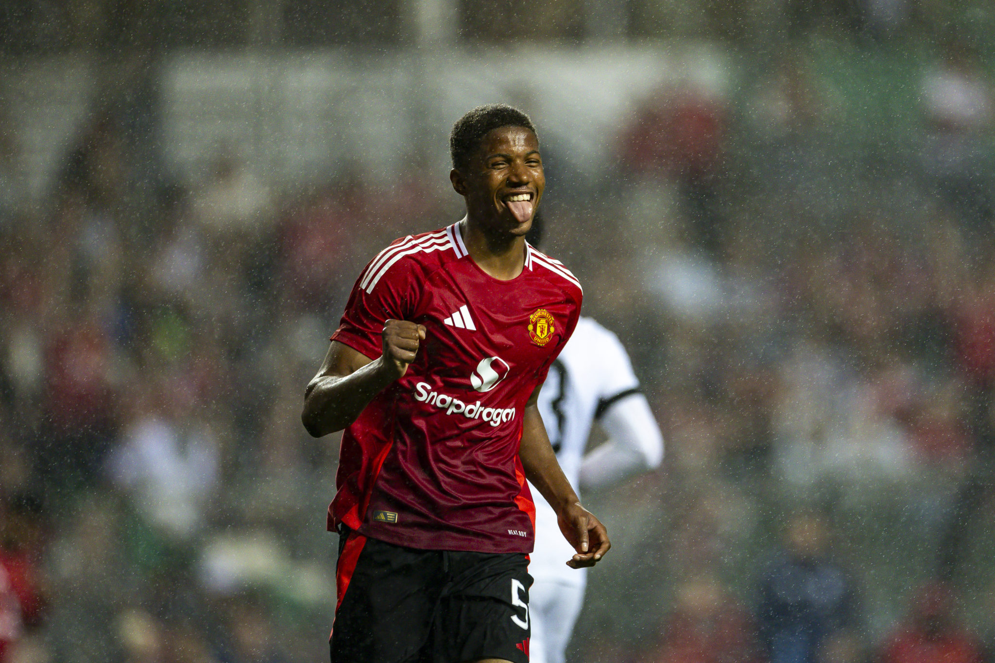 Chido Obi sends three-word message after Man Utd brace, Tyler Fletcher ...