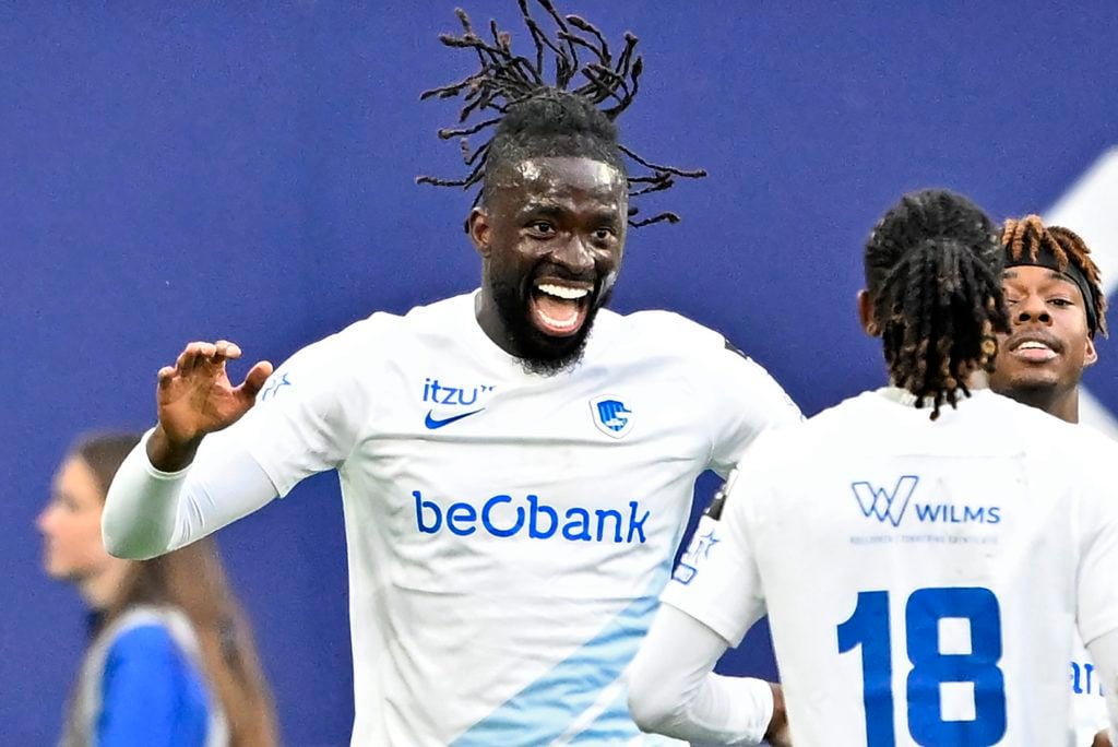 Man Utd scout 23-goal striker Tolu Arokodare, Christopher Vivell and ...