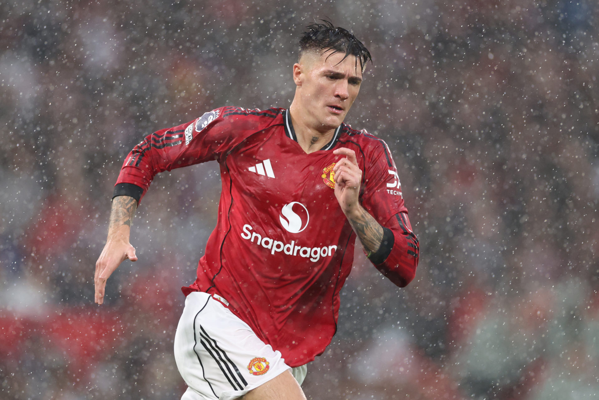 Benjamin Sesko sends passionate 'no fear' message after Man United beat ...