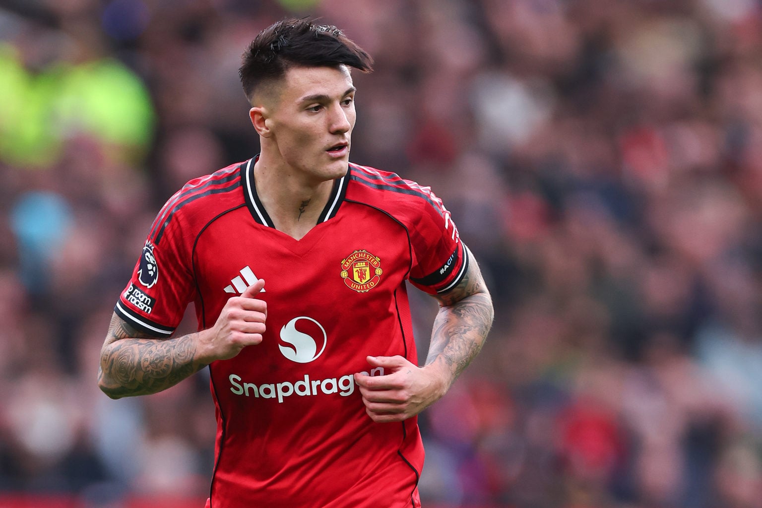 What makes Benjamin Sesko an elite striker for Man United