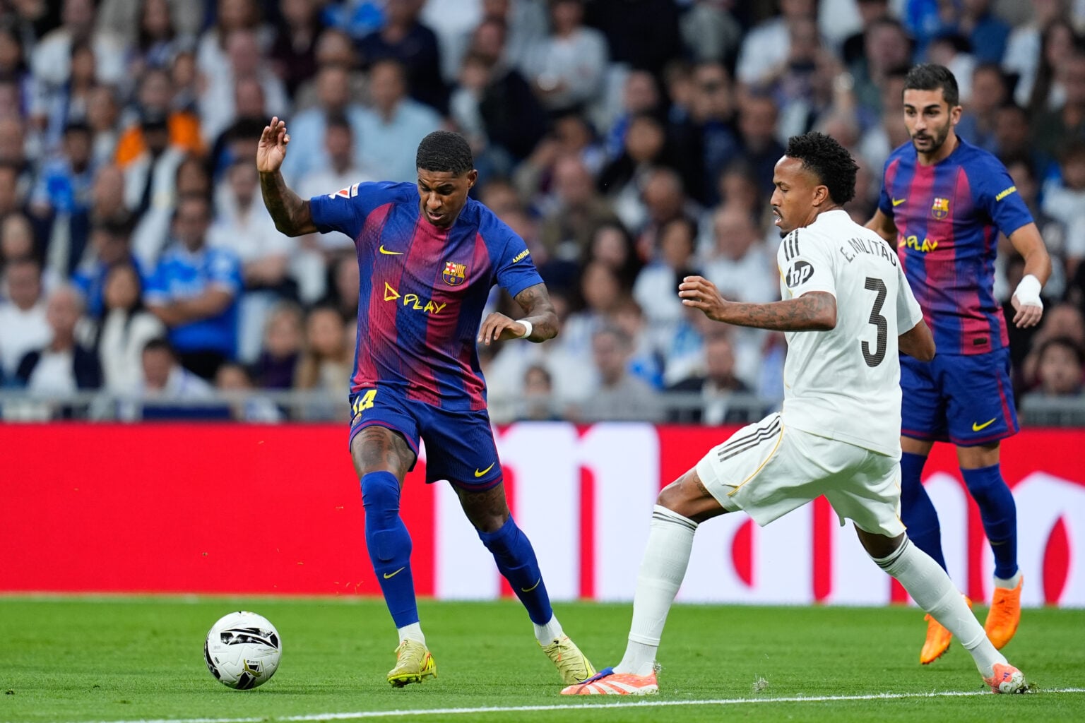 Spanish media slam Marcus Rashford's display for Barcelona in El ...
