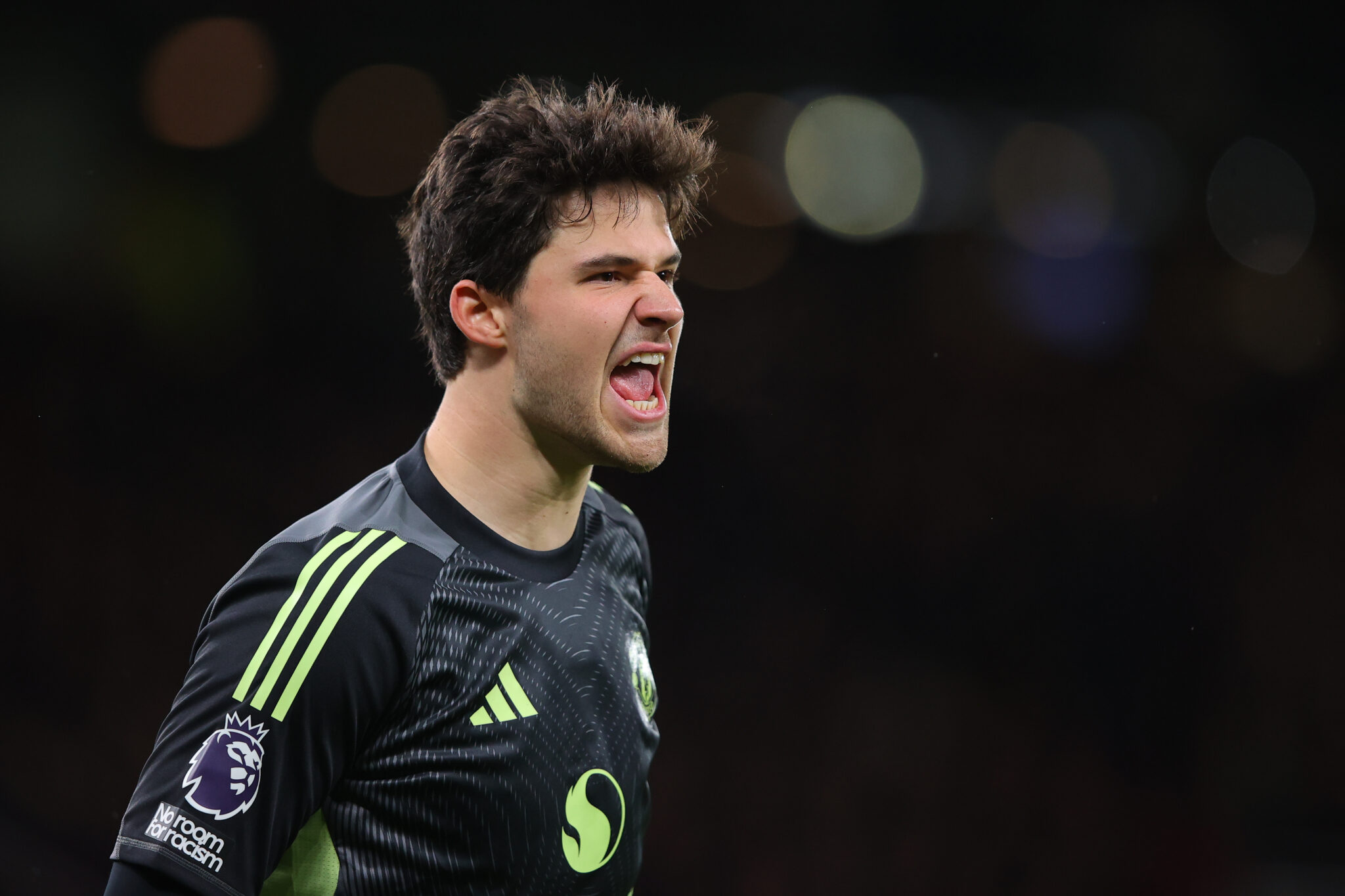 Senne Lammens names the one Manchester United legend he wishes he could ...