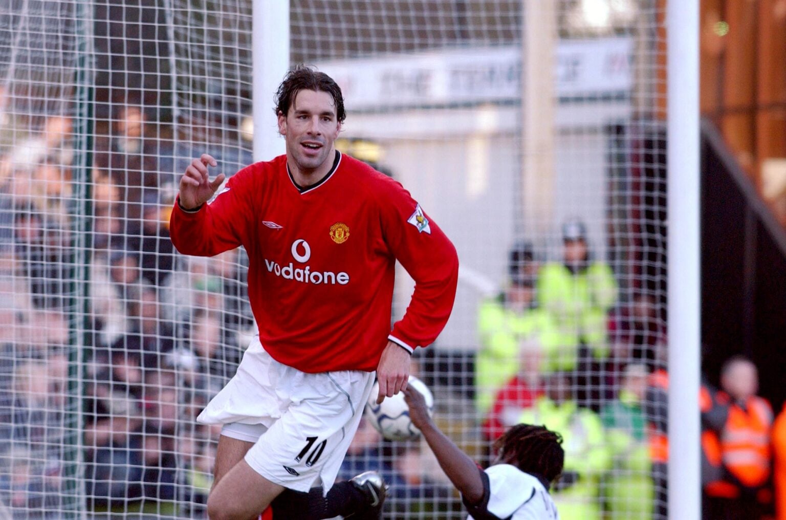 2001/02 Manchester United season, final position, top scorer, memorable ...